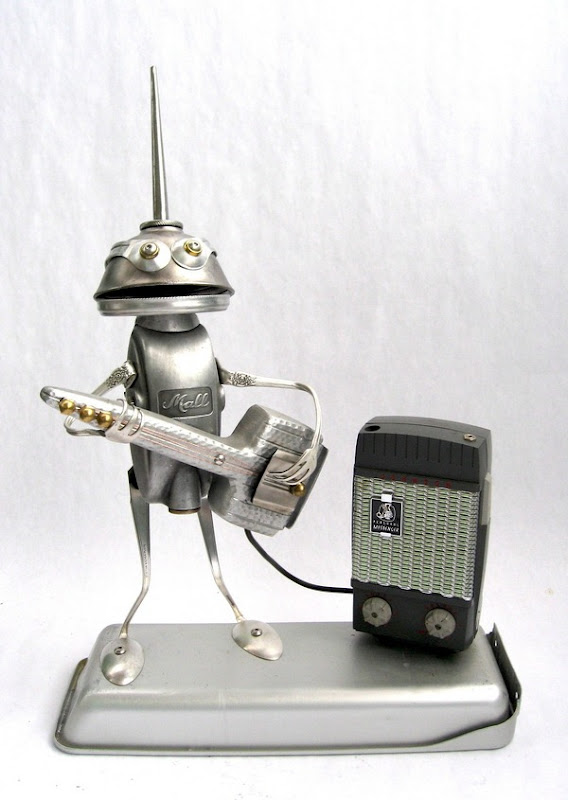 Brian Marshall’s Sculptures out of Scrap Materials | Amusing Planet